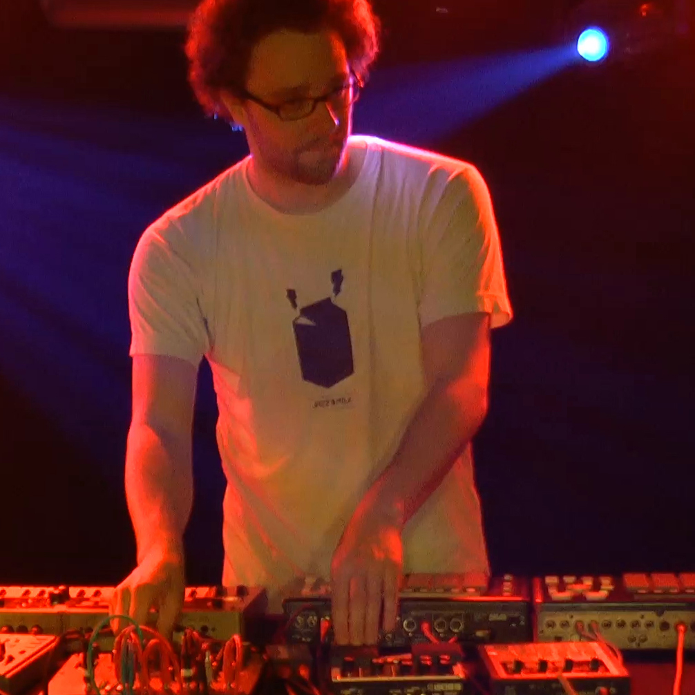 Sam Irl | madhou5e.tv